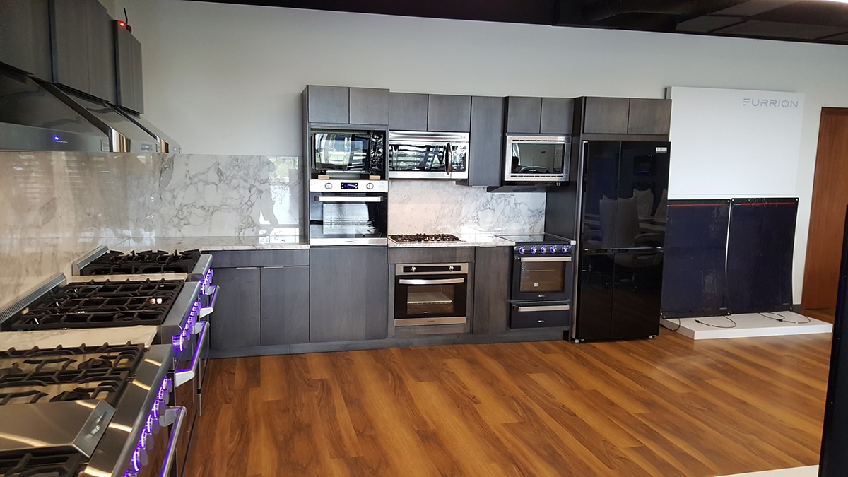 Millwork & Displays Service for Commercial & Retail Business